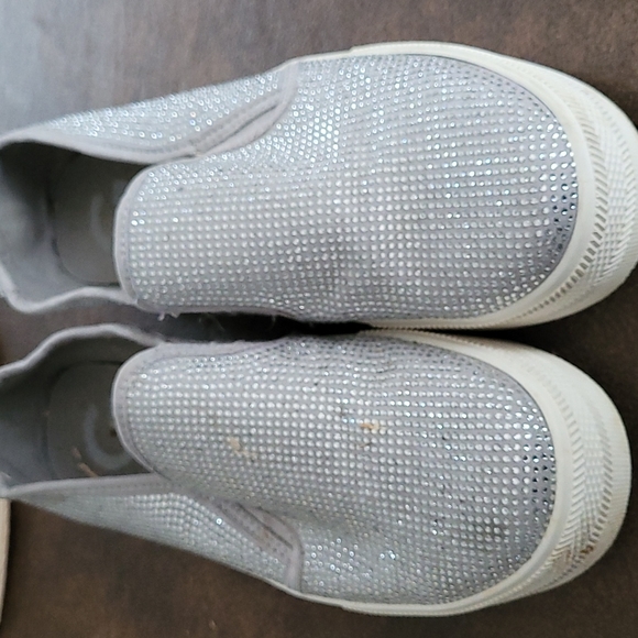 G by Guess | Shoes | G By Guess Rhinestone Sneaker | Poshmark